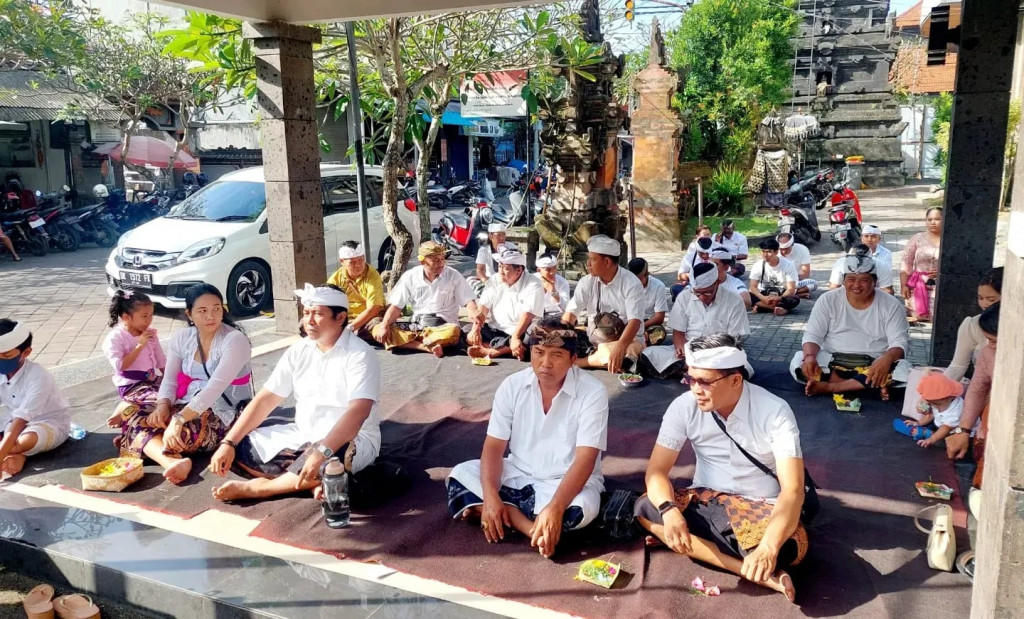 RAHAJENG RAHINA SUCI SARASWATI | Darmasaba Badung RAHAJENG RAHINA SUCI SARASWATI | Darmasaba Badung